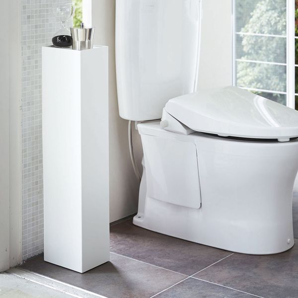 狭いトイレに最適インテリア性のあるおしゃれなデザインのスリムなトイレラック。ごちゃごちゃしたトイレ用品をすっきり収納してスタイリッシュに。トイレ用品を一括収納トイレブラシやトイレ用洗剤などの掃除用具はもちろん、トイレットペーパーなどを隠して...