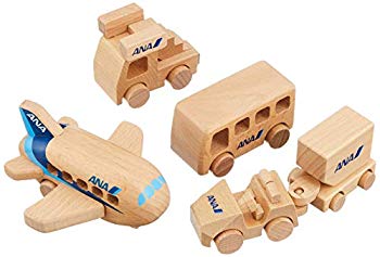 【状態　非常に良い】エアプレーングッズ 空港で働く乗り物 木製ひこうきセット ANA MT445【メーカー名】丸彰【メーカー型番】-【ブランド名】マルショウ(MARUSHO)【商品説明】エアプレーングッズ 空港で働く乗り物 木製ひこうきセッ...