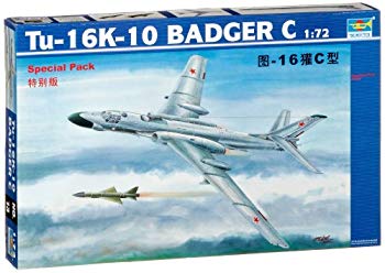 トランペッター 1/72 ツポレフ Tu-16K10 バジャーC 爆撃機 プラモデル【メーカー名】トランペッター(TRUMPETER)【メーカー型番】TRU01613【ブランド名】トランペッター(TRUMPETER)【商品説明】トランペッタ...