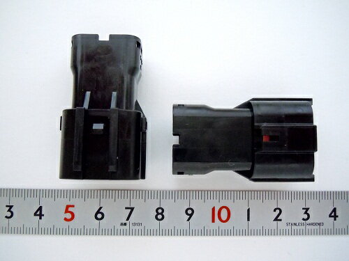 ■メーカ：矢崎総業■極数：6■材質：PBT■端子：7114-1471（0.3mm&sup2;〜0.85mm&sup2;）、7114-1472（1.25mm&sup2;〜2.0mm&sup2;）（別売り） ■防水栓：7157-7812（0.3...