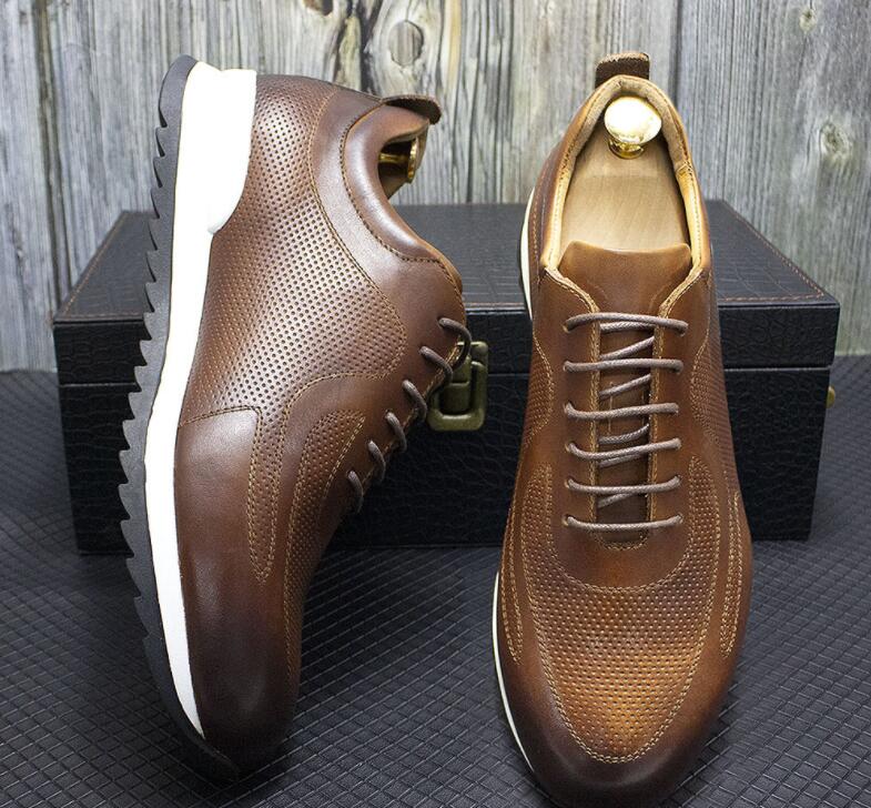 採寸は下記通りです。 24.5cm/39 25cm/40 25.5cm/41 26cm/42 26.5cm/43 27cm/44 45/27.5cm 46/28.0cm ■素材 牛革 ■生地備考　 　【透け感】なし　　　【生地の厚さ】普通　...