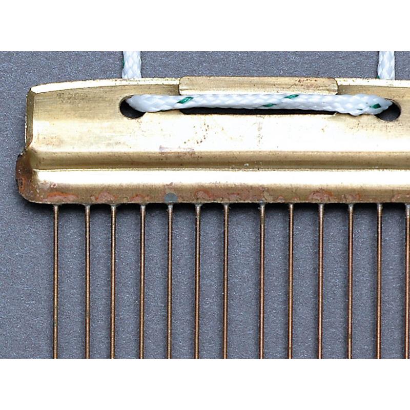 ■商品紹介響き線の1本1本がチューニングされた状態で両端に溶接されたスナッピーです。自然な張り具合で、太鼓の音をバランス良くまとめます。コード止め、テープ止めのストレイナーならすべて装着可能です。なお、Grover Proのスネアワイヤーは...