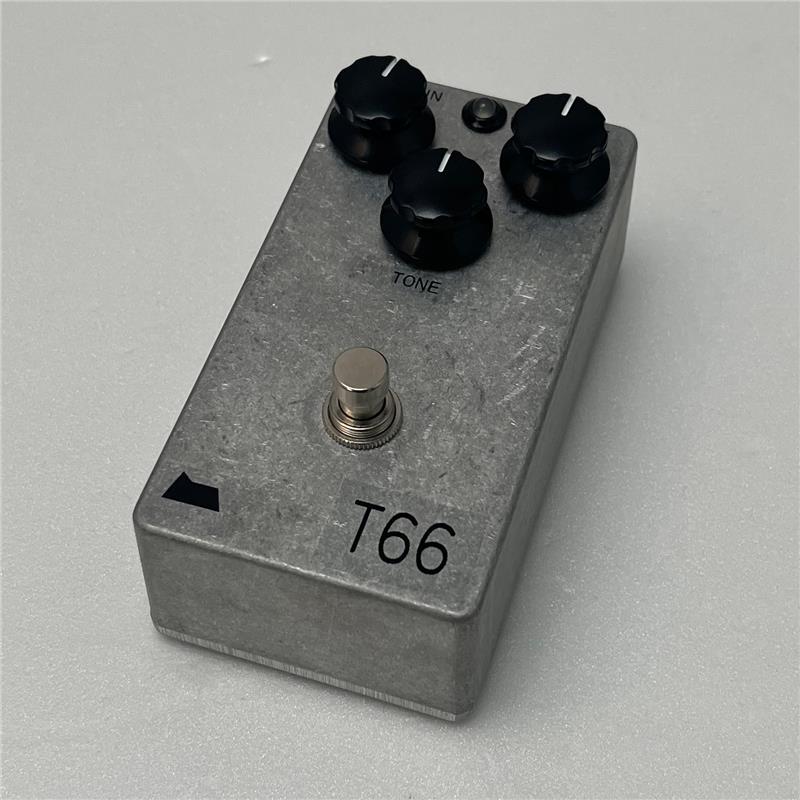 ■商品紹介コントロールノブが三角形に配置された Triangle Big Muff のサウンドを再現したモデル、mt’Lab の Big Muff クローンシリーズ第三弾です。修理で持ち込まれた Triangle Big Muff の回路が...