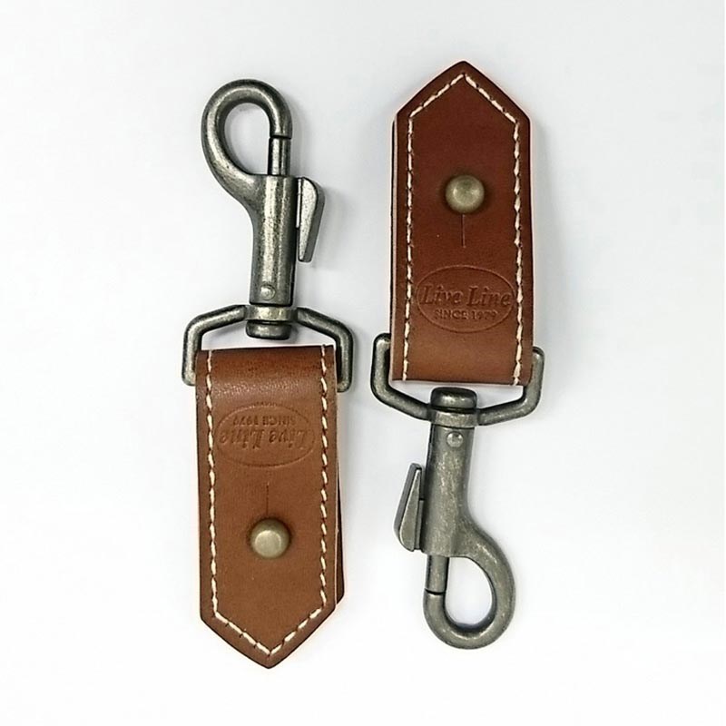 ■商品紹介SNAP-END -Strap Conversion Connectorこれは便利！！ギターストラップをショルダーストラップに変身させる変換コネクターこのストラップ変換コネクターを使えば、お気に入りのギターストラップがギグバッグ※...