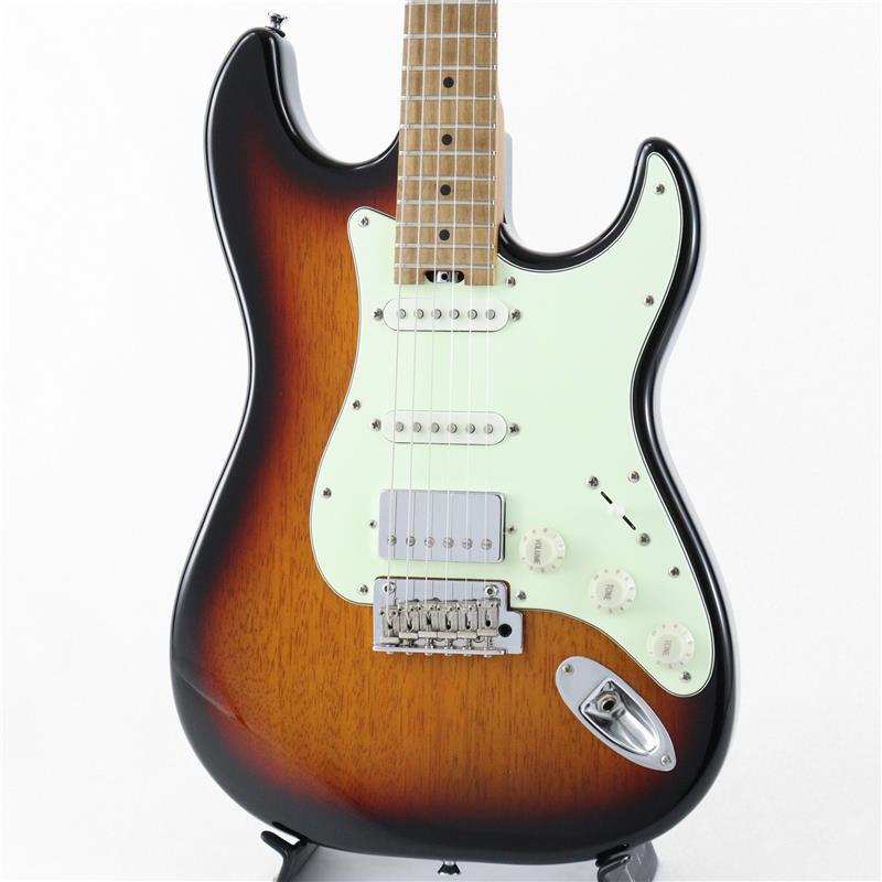 ■商品紹介Bacchus Global Seriesの中古品が入荷！◆ROASTED MAPLE シリーズローステッドメイプルとはメイプルを高温で加熱処理して材の中の水分や油分を揮発させることにより剛性を高めた材。ネックに使用されるとその効...