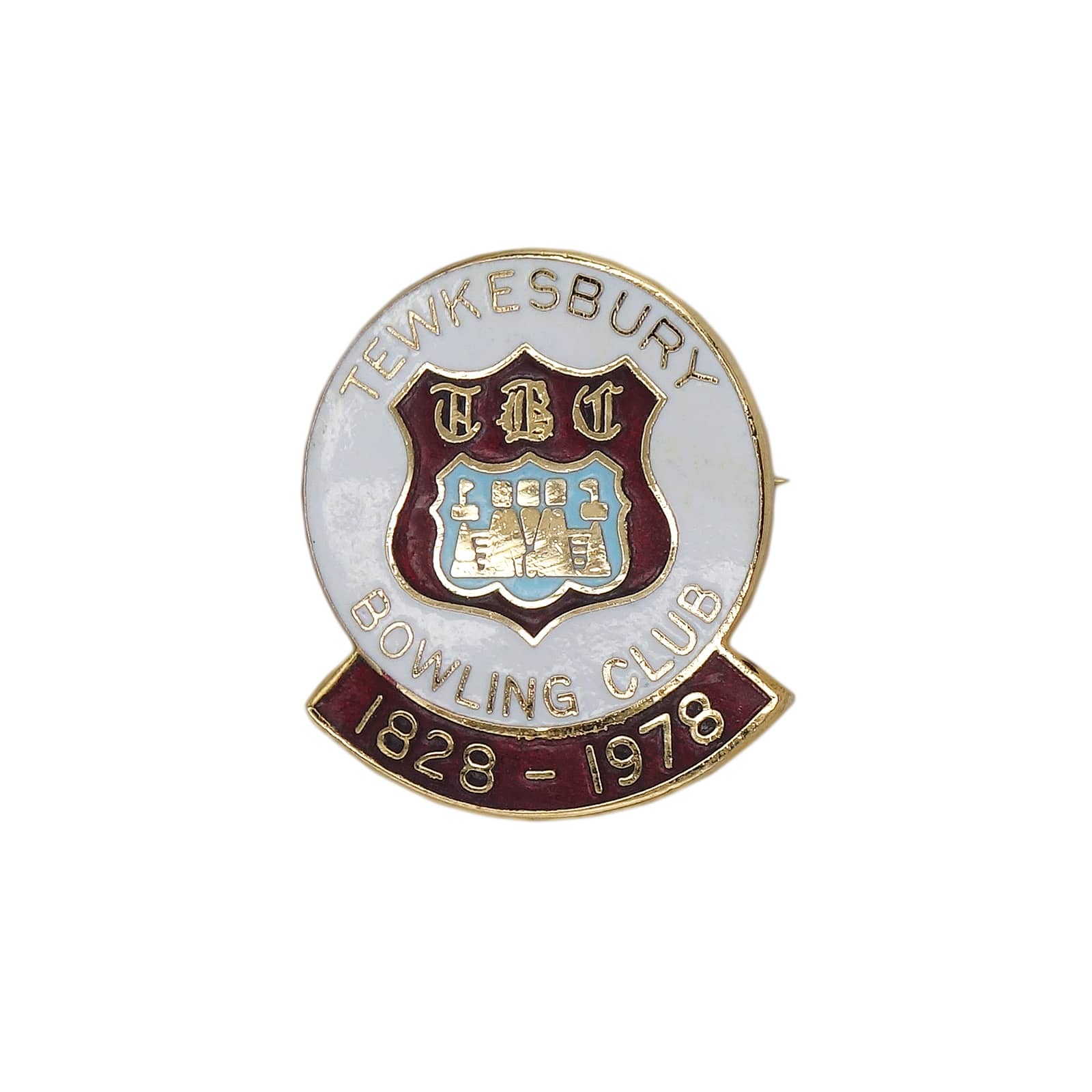 イギリスから入荷しました、レトロなピンバッジ ブローチ。 TEWKESBURY BOWLING CLUB。 ローンボウルズ(ボウリングの起源ともいわれ、中世・英国を起源とする歴史ある紳士・淑女のスポーツ)のクラブ。 150周年記念 (182...