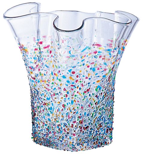 本体サイズ:最大径190mmx高さ200mm 本体重量:約1.01kg 素材・材質:ソーダガラス 生産国:日本 青森県伝統工芸品指定「津軽びいどろブランド」 青森県の「ねぶた祭り」をイメージして創作されたデザイン。 職人による手作りのため、...