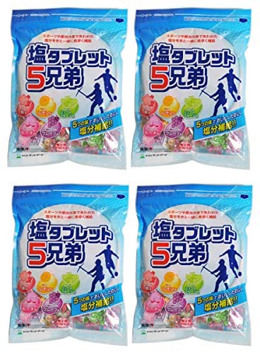 送料無料！ 代引き手数料無料！ ＜塩タブレット5兄弟(500g入) 4袋＞ スポーツや屋外作業で失われた塩分を水と一緒に素早く補給できる ・1つの袋で5つの味が楽しめる（梅味,レモン味,ミックスフルーツ味,ピーチ味,グレープ味）・噛み砕きや...
