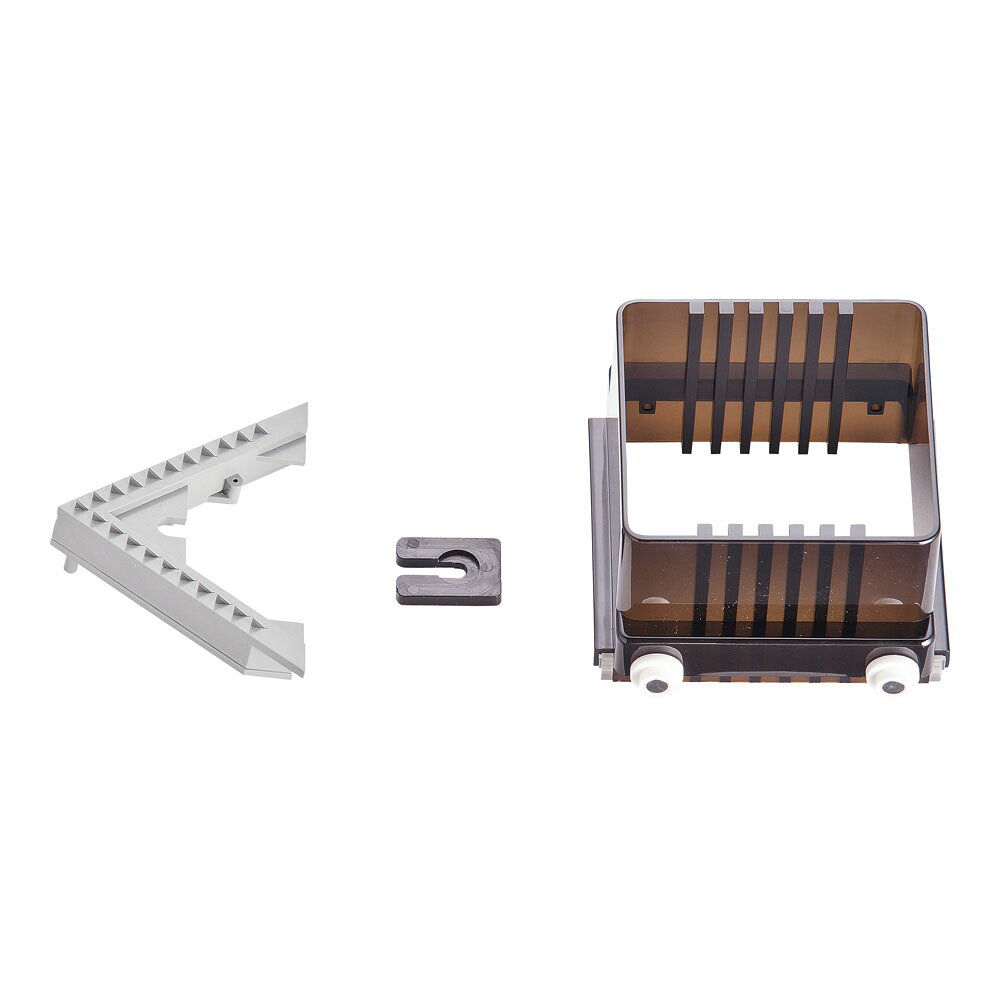 ＜特長＞●投入口:95×85厚さ調節:スライス厚0~10mm千切幅3mm●質量:1.6kg●独自開発のVカッターの採用で抜群の切れ味を実現。●スライスと千切り(3mm千切り刃が付属):ができます。●部品の着脱も簡単!丸洗いが出来て衛生的。＜仕様＞
