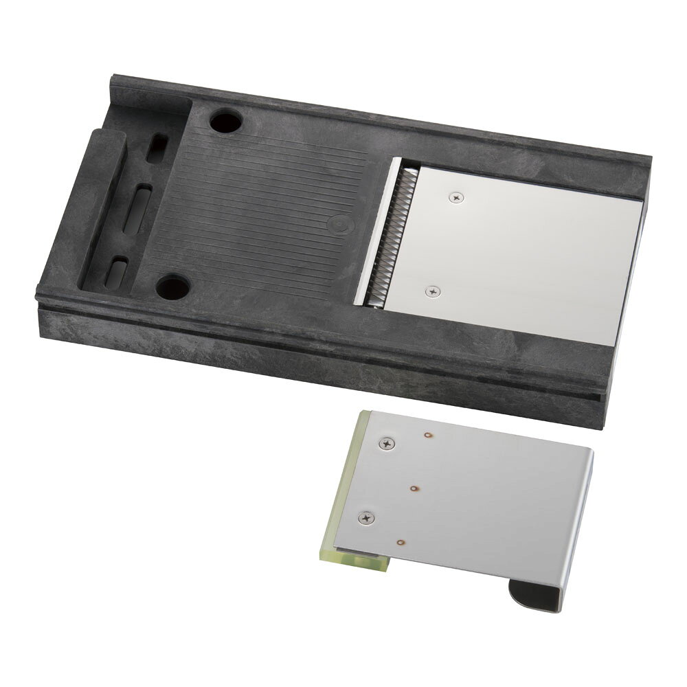＜特長＞●電源:単相100V50/60Hz●消費電力:165/200W●定格時間:30分処理能力:10分間13kg投入口:100×100×H120標準仕様:千切盤3×3mm●オプションの刃物盤を差し替えるだけで、ツマ切り、薄切り、厚切り、千...