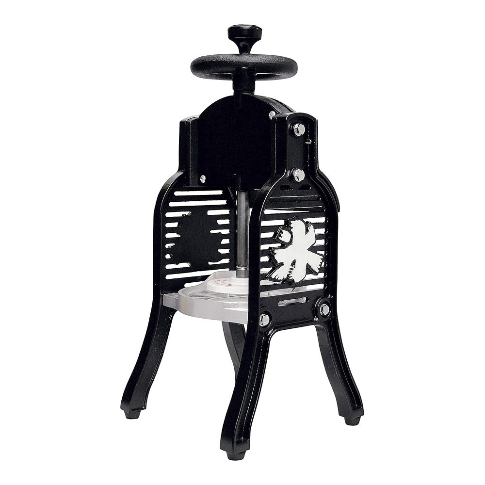 ＜特長＞●駆動方式:手動式ギヤー駆動氷削能力:標準0.2kg/分円盤有効径:120●質量:7kg付属品/製氷カップ1個製氷カップ/1個当たり容量約500ml＜仕様＞●幅×奥行×高さ(mm):200×202×H436●最大高さ(mm):533