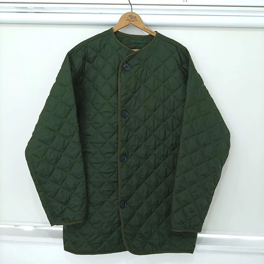 【素材】 オリーブ 【素材】 ポリエステル 【サイズ】190／112(Lサイズ相当） 着丈82 cm/身幅/62 cm/肩幅52 cm/袖丈60 cm 【状態】USED 美品 きれいなまま。ほとんど着ていません。 H.171cm着用【UK ...