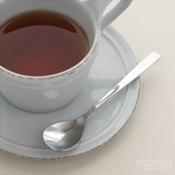 美しさが光る、日本製のティースプーン。新潟県燕市で作られた、上質なステンレスのカトラリーシリーズ。”日本の食卓に合うカトラリー”をコンセプトに、大阪発のデザイナー集団「graf」によってデザインされました。 日本人の手に合うように少し小ぶり...