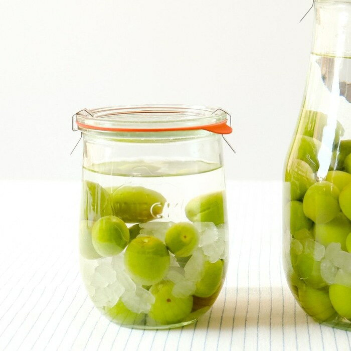 丸みがやさしい印象＊果物や野菜の漬け込みにちょうどよいサイズ◎丸みがやさしい印象で、梅や果実のシロップ、野菜の漬け込みにもちょうどよいサイズです。 底の丸みがすくいやすく、フルーツポンチなどにもぴったり。 チューリップシェイプでそろえれば、...
