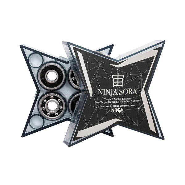 商品詳細 【NINJA｜宙 SORA 】 NINJAによる最新作"宙SORA"。 高回転を生みシールドレスベアリング仕様。欠点である耐久力を高める損傷の強いリテーナーの強度を従来の2倍にし、特殊形状のリテーナーが砂やほこりを防ぎ、破損しづら...