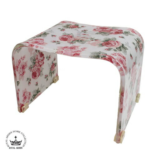 バスタイムが楽しくなるアクリルのバスチェア☆ アクリルの間にきれいな生地を挟んで成型していますので、 表面のプリントでは表現できない発色や柄です。バラの縁取りに金ラメが入りアクセントになっています。 どっしり重さもあり、安定した座り心地です...