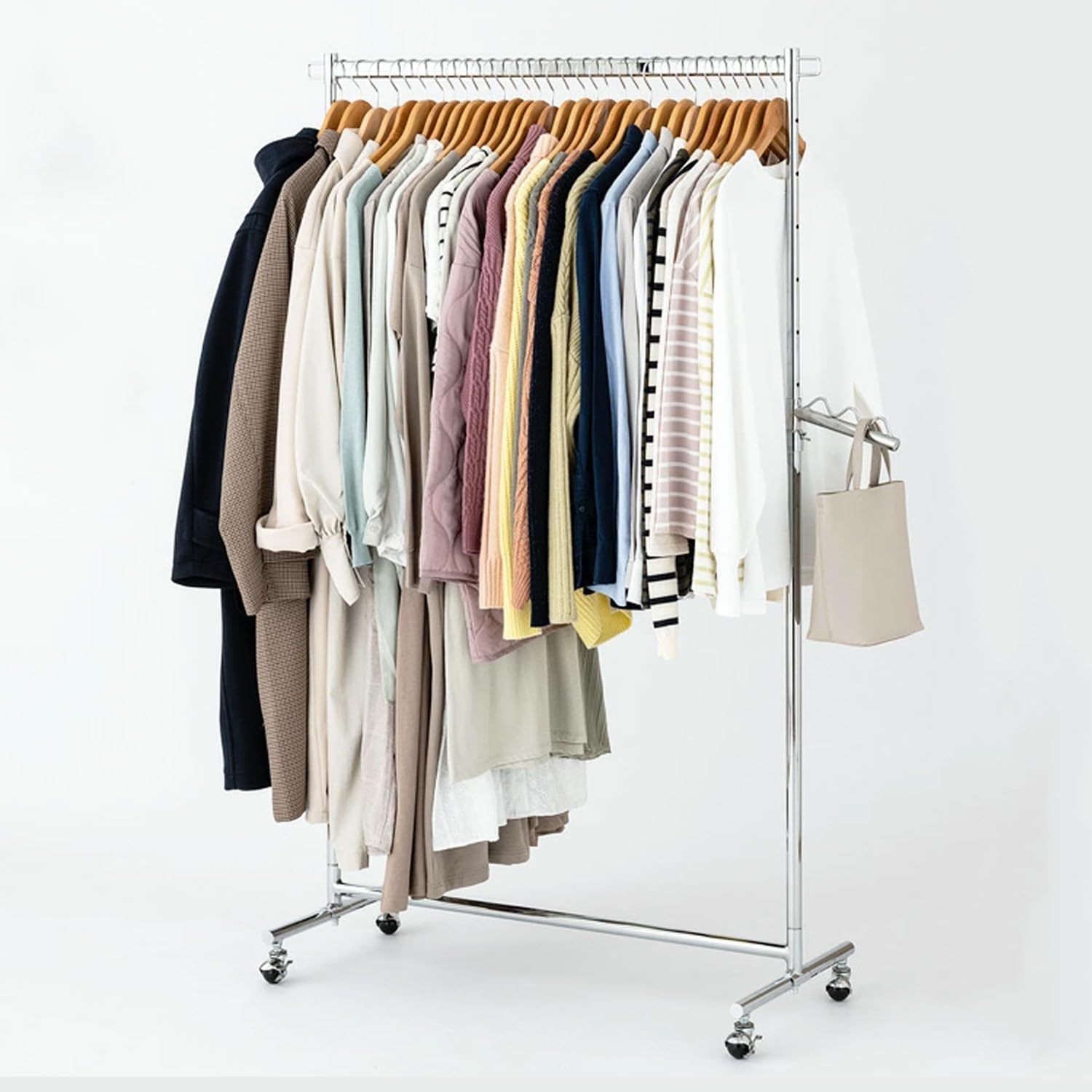 商品サイズ：幅100.5×奥行41.5×高さ108.5～175.5cm材質：本体（スチール）、キャスター（ポリプロピレン）耐荷重：全体耐荷重85kg／ハンガーポール75kg／斜めフック8kg／サイドフック左右各3kg製品重量：5.3kg収納...