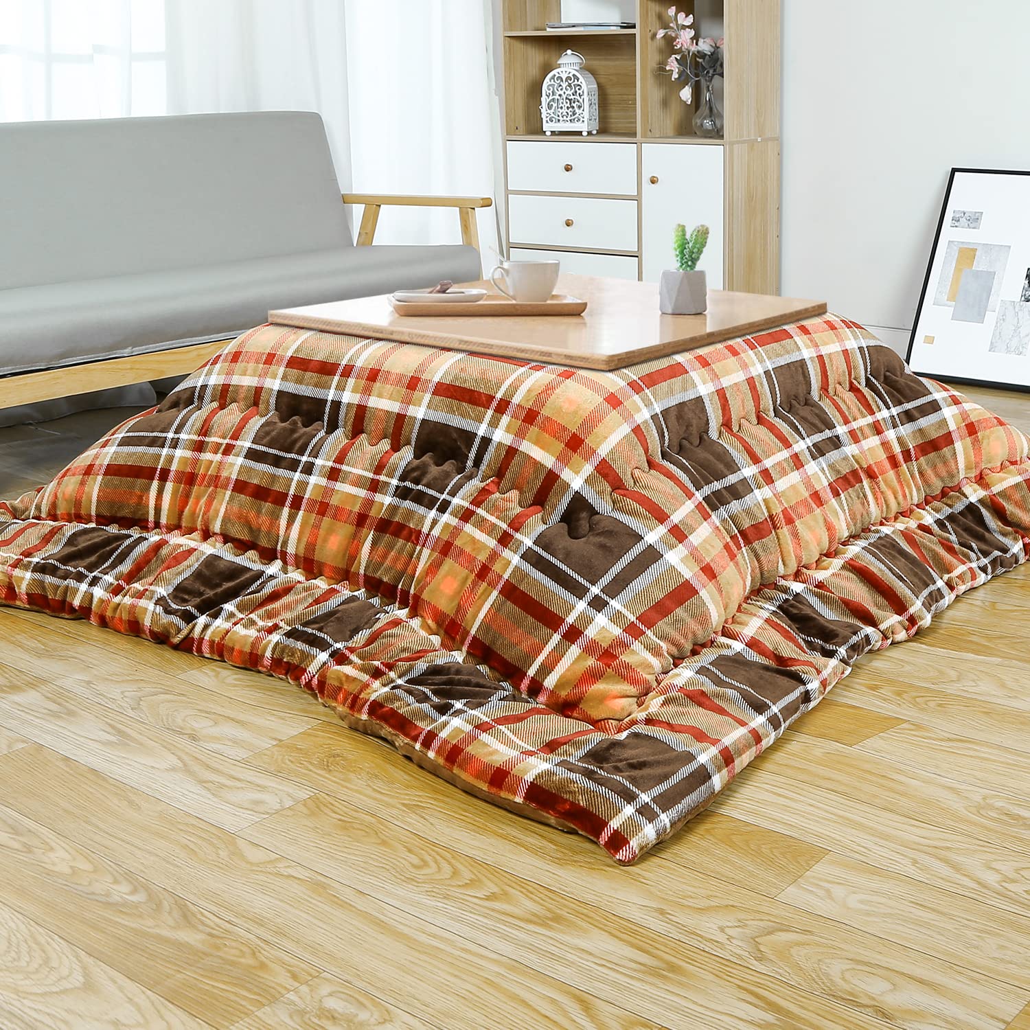 ・【商品サイズ】（約）185cm X 235cm　本体重量： 3.4KG 綿量：1.5KG 　・こたつ本体対応サイズ：・方形／約70・80×105・120cm角のこたつ・【素材】表地/裏地：高密度フランネル生地　中綿は中空綿を採用したことで...