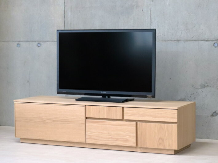 ■Mono -モノ- ASAT-150 TVボード OAK(オーク) ※ 商品画像には別仕様も使われています天然の木目を最大限に活かしたテレビボード天然木を薄くスライスした突板は見る方向によって、印象が変わります。引出しの前板は、狭い引出し...