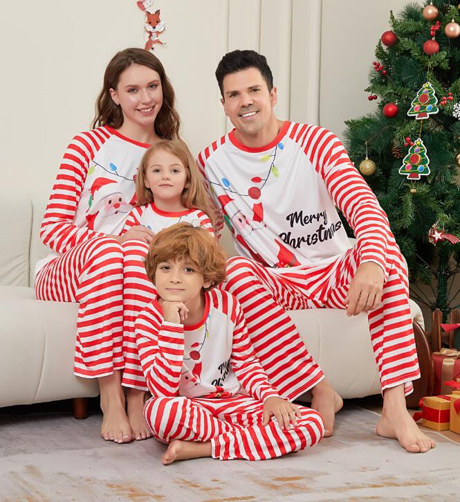 商品名 親子ペアクリスマス衣装　クリスマスパジャマ　 色 写真色 内容 上下2点セット サイズ ベビー：6M-18M キッズ：2T-14T 大人：S-4XL 素材 ポリエステル　コットン 連絡について ＊土日祝日に電話対応不可、メールでの返...