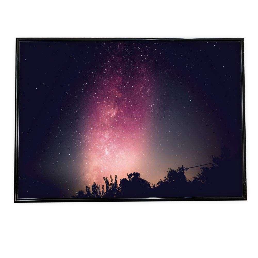 【EFPIのポスターについて】 ポスター専門店の提案力が自慢です。取扱数は業界でもトップクラス。 さまざまなインテリアに提案できる洗練された デザインポスターを揃えたファッションポスター。 【取り扱いデザイン】 ポスターの作成者は有名アパレ...