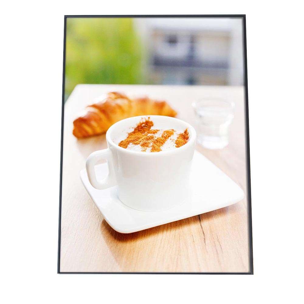 【EFPIのポスターについて】 ポスター専門店の提案力が自慢です。取扱数は業界でもトップクラス。 さまざまなインテリアに提案できる洗練された デザインポスターを揃えたファッションポスター。 【取り扱いデザイン】 ポスターの作成者は有名アパレ...