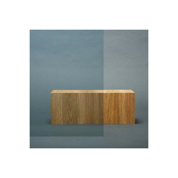 ガラスの外側に貼ることができます。 高い透明性を持ちながら優れた遮熱性能を有するため、ガラスの透明性を損なうことなく暑さ対策をすることができます。 金属膜を有さないため、電波障害がありませんので、電子機器をお使いいただく際にも安心です。 紫...