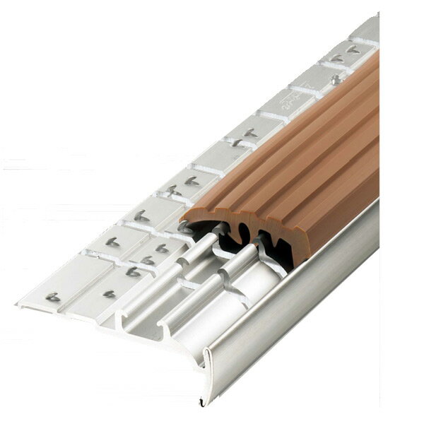 モール：ステンレス製SUS304（18.8cr） 　　　　ヘアライン仕上げ 穴あけ加工済み（約165ピッチ） 定尺：2000mm（有効：1800mm） アール用切込み加工品 使用目安：半径500R以上 ※アシステップは完全に危険を除去するも...