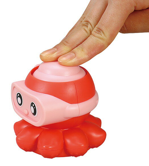 ボタンを押すとタコが走り出す！ 頭を押すと走り出すタコ型おもちゃ。 商品サイズ（単位mm)：80×80×80mm セット内容：本体 重量（g）：62 材質：ABS 包装形態：袋入り 包装サイズ：160×80×120mm 販売単位：個 生産国...