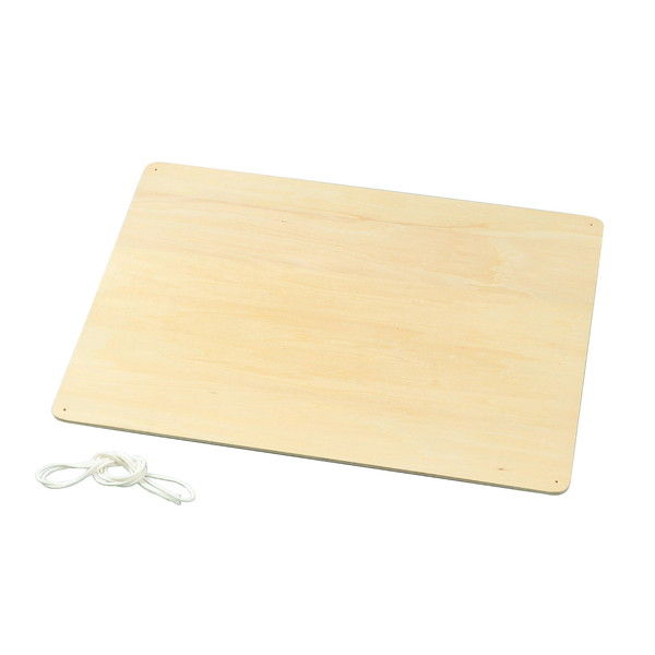 シンプルな定番サイズ！ シンプルな定番サイズ！ 商品サイズ（単位mm)：450×600×5.5mm セット内容：ひも付 1個重量（g）：795 材質：しなベニヤ 1個包装形態：無 包装サイズ（横×高さ×奥行）mm：W450×H5×D599m...