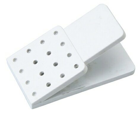 商品説明：芯材に穴があいているからねん土のつきがよい 商品サイズ：40×70×35mm 重量：77g 材質：プラスチック、磁石 包装形態：チャック付PP袋入 包装サイズ：120×80×45mm●仕様・寸法・デザインについては予告なく変更され...