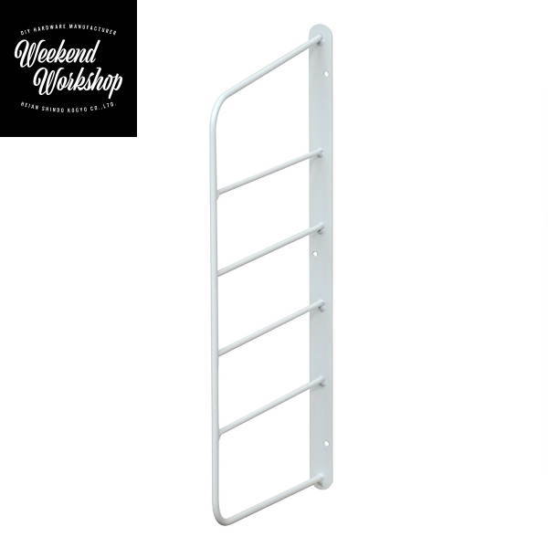 アイアン素材のDIYパーツブランドWeekend Workshop 市販の木材を取り付けて、好みのサイズの机や棚を簡単に作ることができる。 サイズ：幅2×奥行16.5×高さ39cm 耐荷重：3kg 商品内容 取扱説明書、棚受け金具棚受け(4...