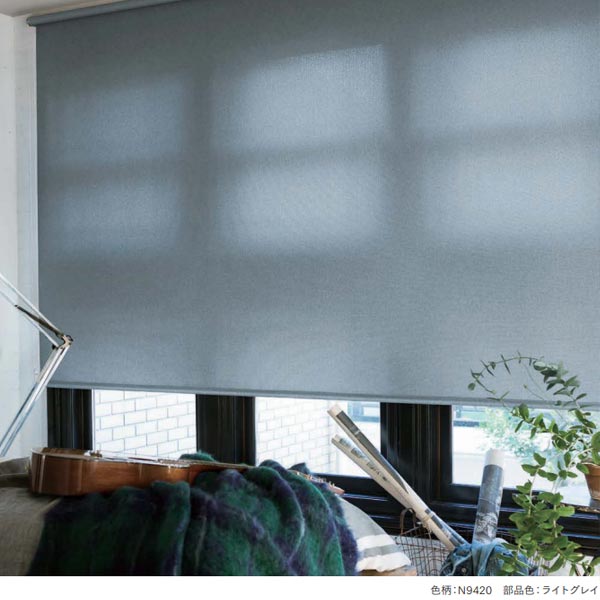 ザックリとした織りと光沢感が特長の広幅対応生地です。 様々なテイストを想定した配色は、家具や小物とのコーディネートが楽しめます。 生地性能：防炎、広幅、ウォッシャブル仕様 生地組成：ポリエステル100％　F☆☆☆☆ 生地透過度：シークレット...