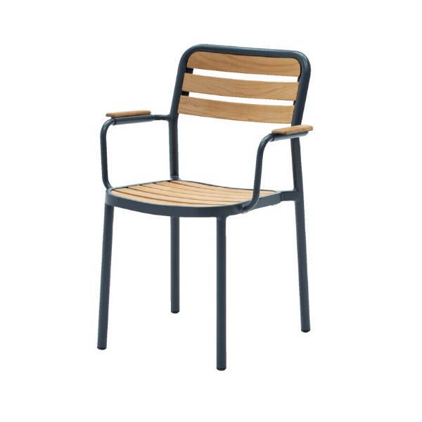 TAPASは、ヨーロッパの街中のレストラン、カフェなどでも多く利用されている屋外家具です。 カジュアルな価格帯とスタッキングなど、機能性に優れています。 W590×D540×SH460・H825mm フレーム／アルミ 背・座／チーク 重量 ...