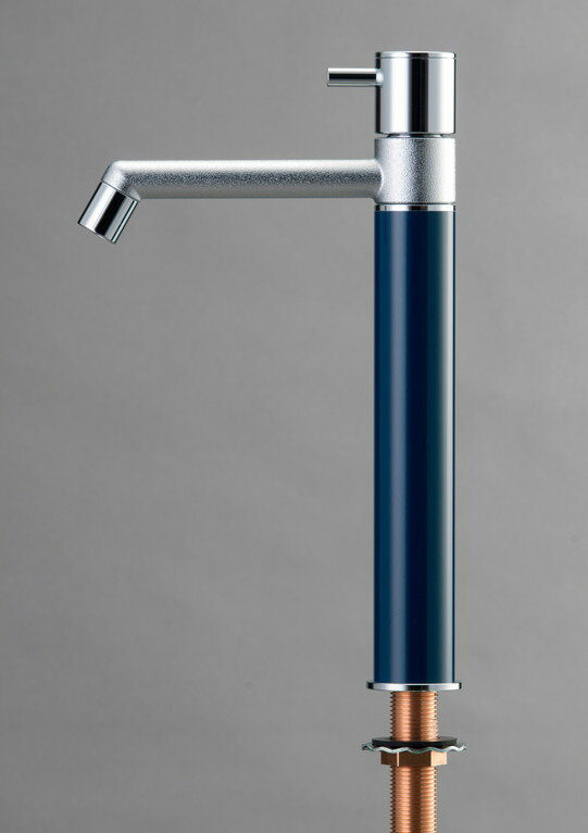 外筒 サイズ：φ34×H266 材質：アルミ 仕上げ：塗装 立上り管 材質：ステンレス 蛇口部 材質：銅合金 仕上げ：クロムめっき 配管接続部 サイズ：配管接続：PJ1/2 材質：銅合金 仕上げ：NPb処理 重量（kg）：1.1 基準取得状...