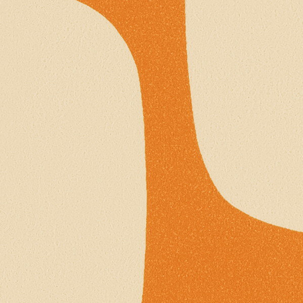 大きく柔らかな印象の幾何学パターン。個性的ながらも、心地よい温かみの感じられるデザインです。 機能:日本工業規格JIS適合品です。 壁紙工業会により制定された、自主安全規格の基準をクリアしている商品です。 建築基準法に基づく、ホルムアルデヒ...