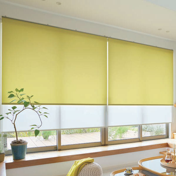 ざっくりとした織りで、彩り豊富な「ビブレ」。大きな窓におすすめの広幅(3m幅)対応生地です。 寝室など遮光性が必要な窓には「ビブレ遮光」がおすすめ。 防炎 F☆☆☆☆ ポリエステル100％ プルコード操作 　（幅300mm以上）のみ製作可能...