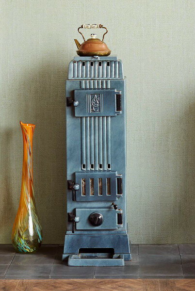 品番：358064 品目：壁紙 規格：52cm巾×10m巻 リピート：タテ0cm 材質：(表)塩化ビニール　(裏)不織布 防火性能：準不燃 シックハウス基準：F☆☆☆☆ 有効期限：〜2025年12月31日 コレクション名：FUSION 在庫...