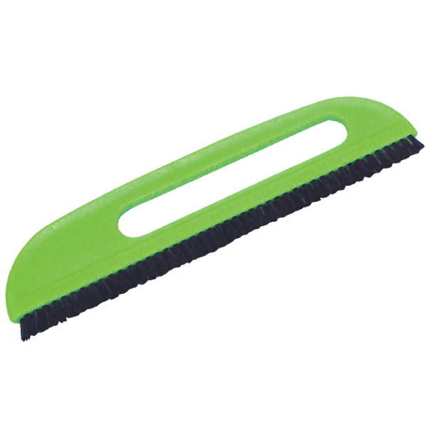 用途 　クロスの貼り付け、エア抜き用の撫でブラシです。 特長 　摩耗しにくい本馬毛100％を使用しています。 　柄にはPCを使用した2行タイプの薄型ブラシです。 毛長：約15mm 毛先巾：約270mm ※写真は5つ写っておりますが、あくまで...