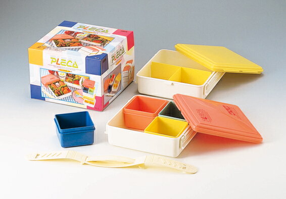 ギフト対応 ●商品サイズ／18.8×18×6.6cm ●製品重量／600g ●材質／・外容器、内容器、仕切＝ポリプロピレン 　　　　・ベルト＝ポリエチレン ●箱サイズ／19×19×13.5cm【引き出物　引出物　香典返し　出産内祝い　快気祝...