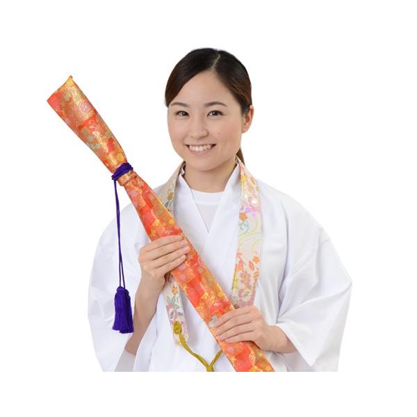 金剛杖を収納するための袋です。 金剛杖がすっぽりと収まる長寸サイズ。 杖カバーをしたまま収納できます。 杖を使わない移動の時や、ご自宅で保管される際に、金剛杖をこの杖袋に入れて大事に取り扱っていただけます。 ※杖袋の金襴の柄は、写真とは異な...