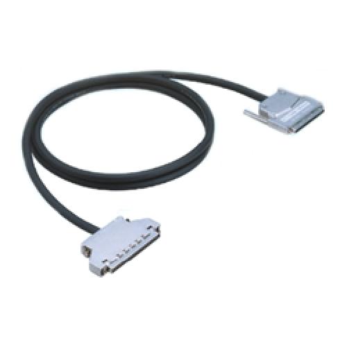 型番:PCB100/96PS-1.5JANコード:4993973557274PCB100/96PS-1.5は、当社製インターフェイスボードの100ピンコネクタを96ピンハーフピッチコネクタ[F(雌)]タイプに変換するケーブルです。シールドケ...