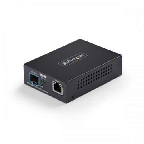 型番:MCM10GSFP2JANコード:0065030916844●10GBASE-Tの銅線信号を10G光ファイバーへ変換でき、マルチモード／シングルモードSFP+に対応する柔軟な運用が可能です。●単体ユニットとしての使用に加え、壁面、ラッ...