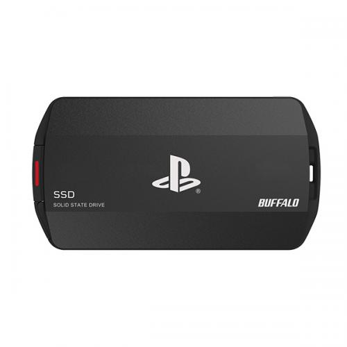 型番:SSD-PHO4.0U3-BJANコード:4981254069967(1)PS5(TM)公式ライセンス認定商品。SIEの基準を満たしたポータブルSSDとして、PS5とPS4の全モデルで動作。(2)持ち運びやすいコンパクトサイズ。スペー...