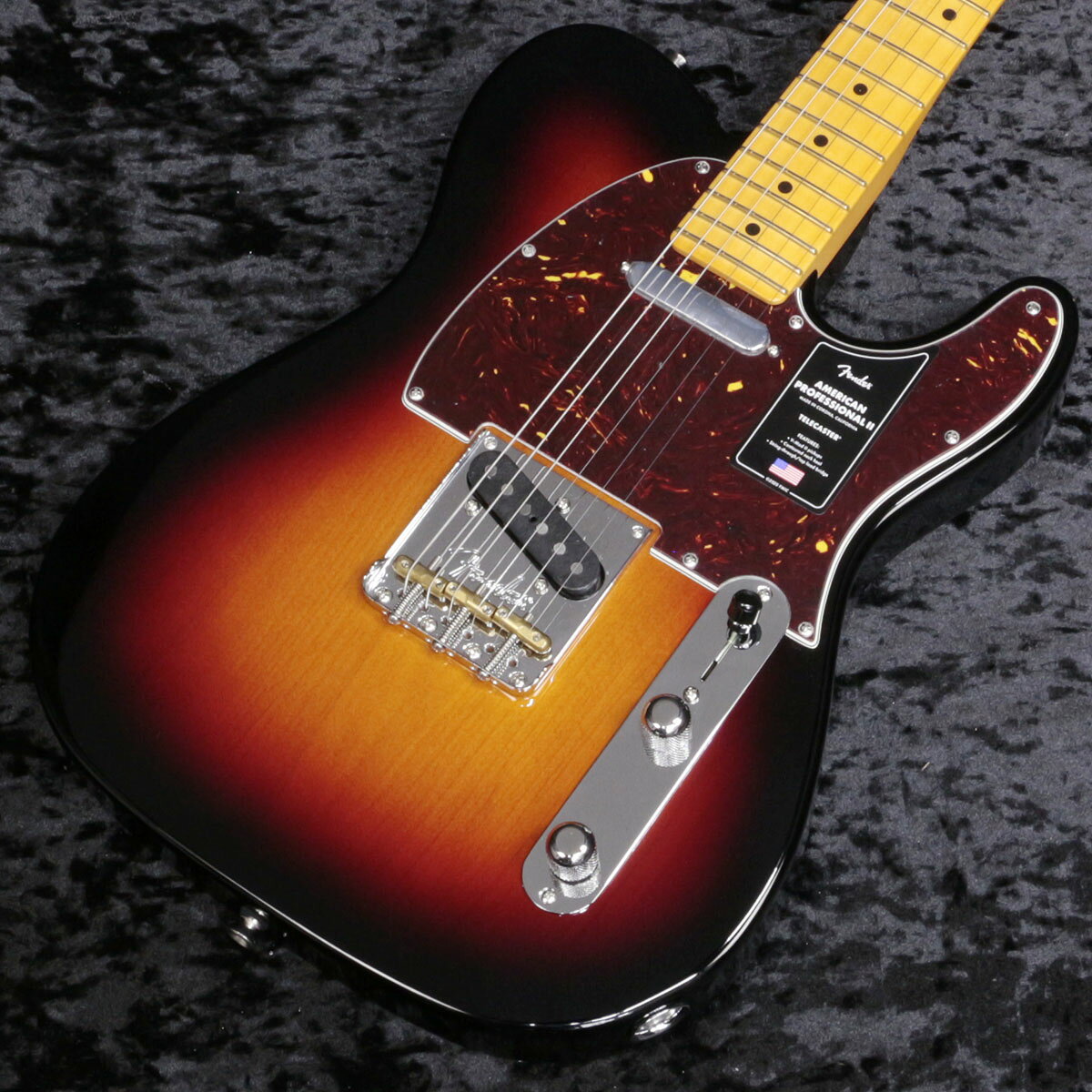 USA製フェンダー、アメプロがパワーアップして登場!American Professional II Telecasterは、70年以上に渡る革新、インスピレーション、進化を経て、現代のプレイヤーの要求に応えます。高い人気を誇るDeep C...