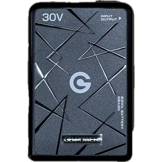 品番：GB430 本体サイズ：W83×H125.5×D30mm 本体重量：432g 充電時間：約3.5時間 出力電圧：30V/約7時間※、24V/約8.5時間※、16V/約10.5時間、10V/約30時間 ※上記の稼働時間は当社30Vファン...