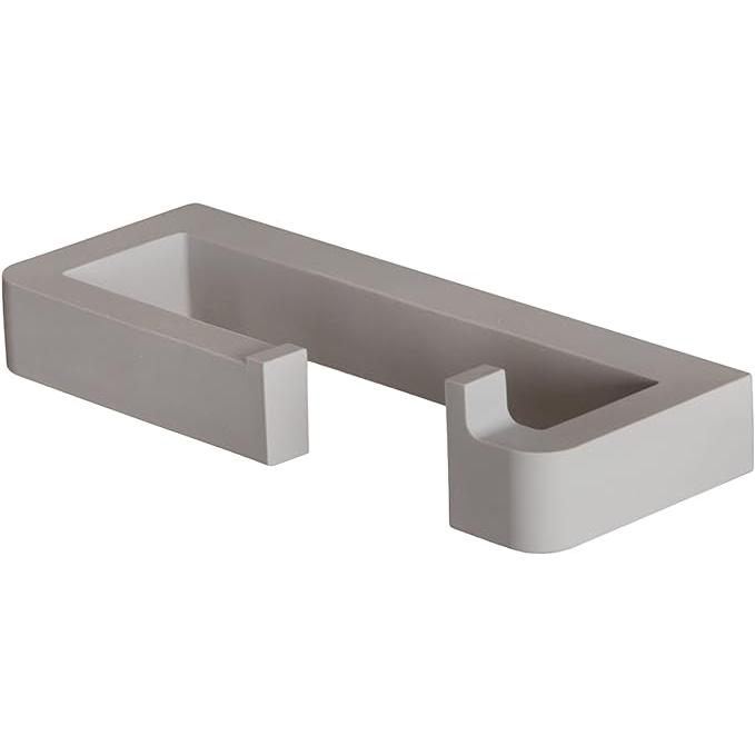 掛けるものを選ばない玄関用マルチフック。 鍵を開けたいのに手荷物で両手が塞がっていたり、カバンの中の鍵が見つからなかったり、元気な愛犬が大騒ぎしたり。 手荷物を引っ掛けられるこの「vik」があれば、帰宅時の煩わしい問題を解決し、ストレスなく...