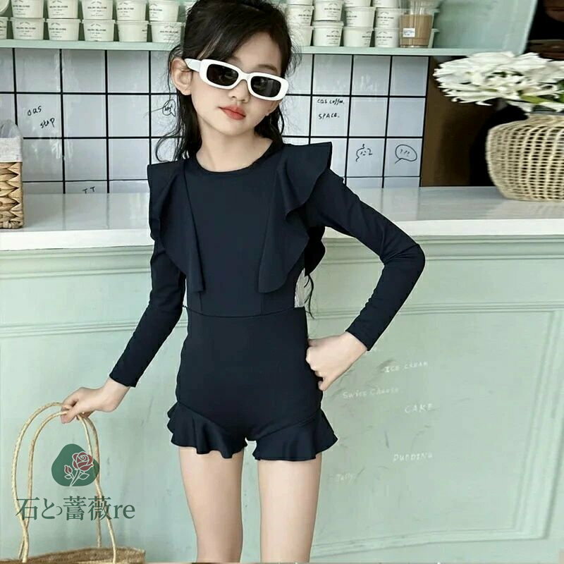 【商品説明】 【特徴】 ●透け感:なし●伸縮性:有り●伸縮性の高く柔らかい生地で、セパレートでお子様ご自身で着脱が楽にして頂け、トイレに便利です●キッズらしい元気でキュートなデザイン、伸縮性があり、とても着心地がよい●水中や陸上での体温低下...