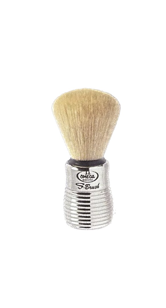 オメガ エス・ブラシ S10081 豚毛風加工 ハイ・ブラシとエス・ブラシの繊維(毛)はPBT素材でつくられており、 波型にすることで泡のホールド力とリリース力を向上させています。 テーパー加工により肌に優しい柔らかな感触を実現。 耐久性が...