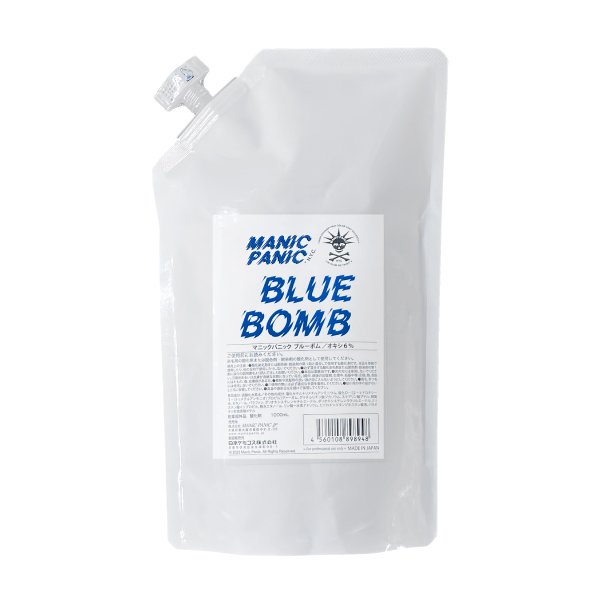 マニックパニック ブルーボム オキシ 6％ 1000ml MANIC PANIC BLUE BOMB OX 新ブリーチ誕生！ マニパニ史上極限まで突き詰めたリフト力！ 速攻力のあるホワイトボムとは異なり、時間をかける分ホワイトボム以上のリフ...